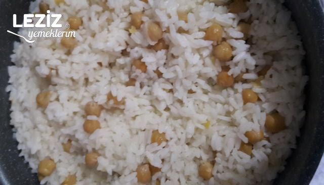 Nohutlu Pilav Nasıl Yapılır - Leziz Yemeklerim