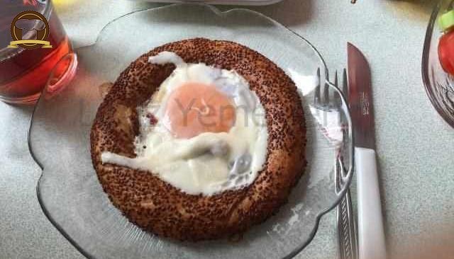 Simit İçinde Yumurtalı Sucuk - Leziz Yemeklerim
